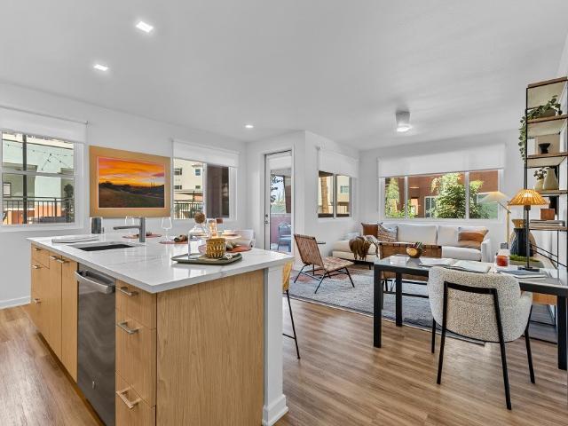 2 BR, 2 BA Apartment 28425 North Black Canyon Highway East Unit 2084, Phoenix, AZ 85085