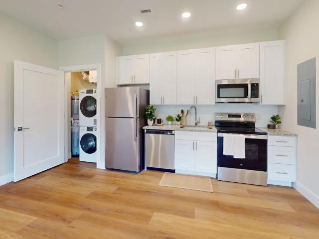 2 BR, 2 BA Apartment 2846 NW 7th Terrace Unit 101, Gainesville, FL 32609