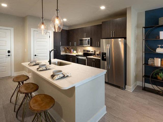 2 BR, 2 BA Apartment 2855 Crescent Parkway Unit 568, Smyrna, GA 30081