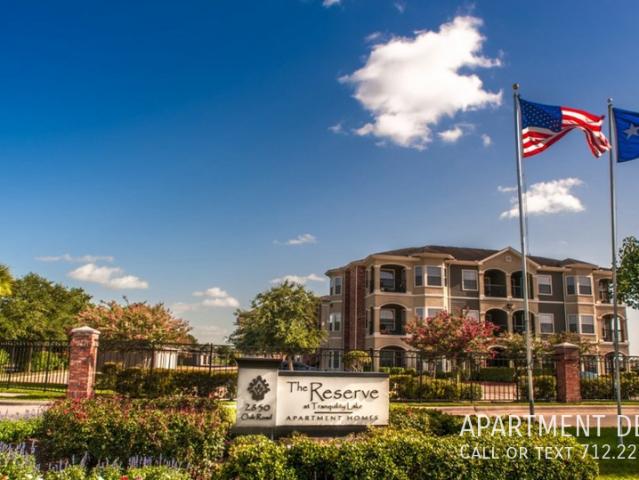 2 BR, 2 BA Apartment 2856 Oak RdÂ, Pearland, TX 77584