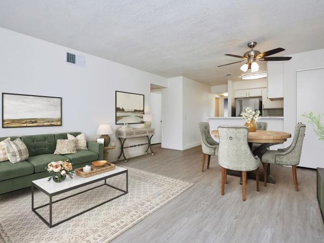 2 BR, 2 BA Apartment 28856 N.Silver Saddle Circle Unit 4 203, Canyon Country, CA 91387