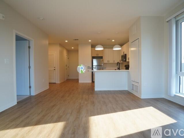 2 BR, 2 BA Apartment 289 Walk Hill Street, Unit 323, Roslindale, MA 02131