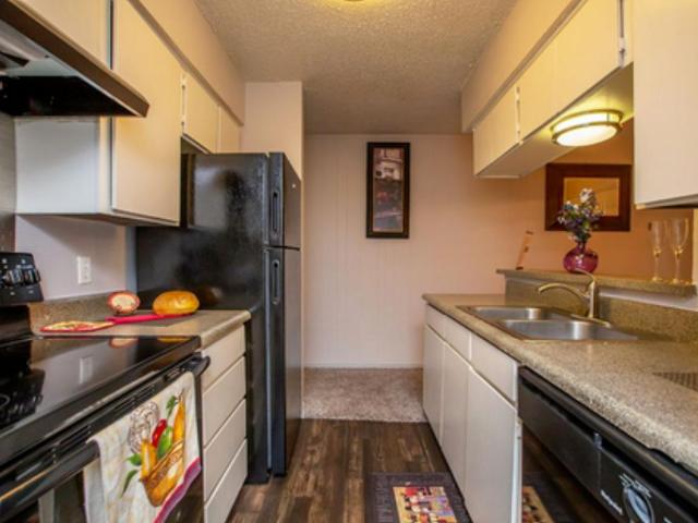 2 BR, 2 BA Apartment 2900 McCann Road Unit 403, Longview, TX 75605