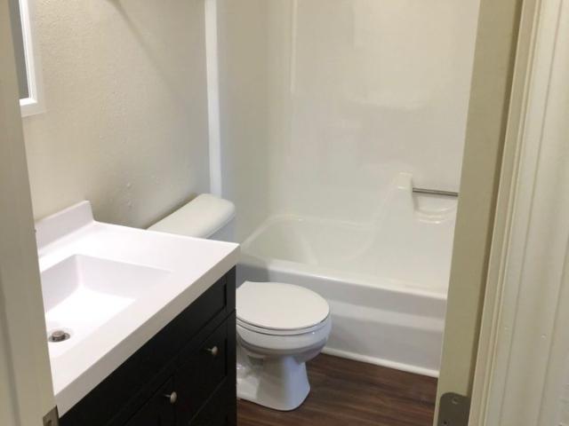 2 BR, 2 BA Apartment 2900 Middle Road Unit 3019, Bettendorf, IA 52722