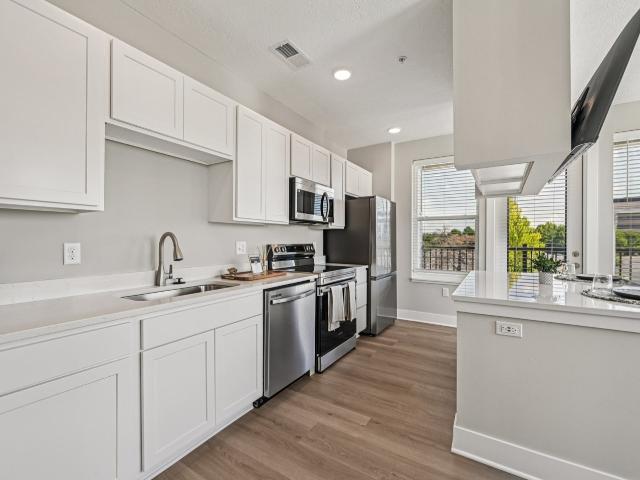 2 BR, 2 BA Apartment 2901 Corporate Exchange Drive Unit 1000420, Columbus, OH 43231