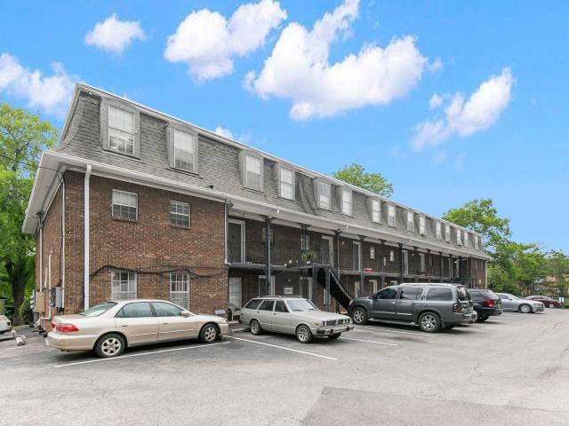 2 BR, 2 BA Apartment 2905 Rhodes Circle South Unit 2905 O, Birmingham, AL 35205