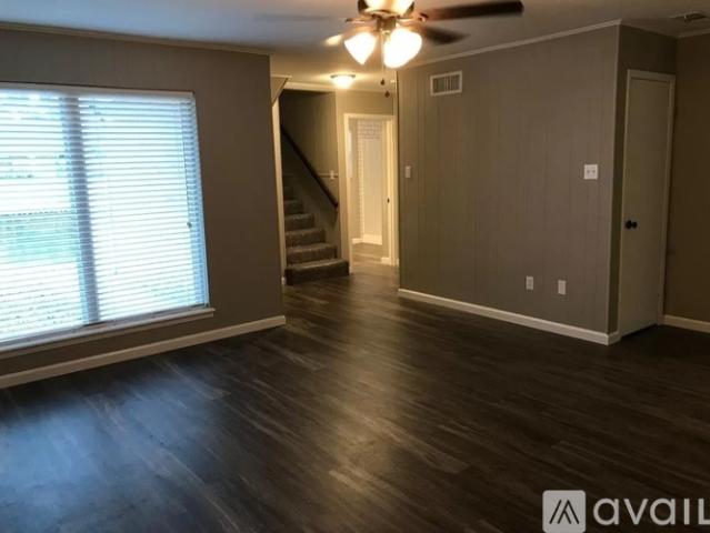 2 BR, 2 BA Apartment 2907 Greenhills Drive, Unit 2907, Kilgore, TX 75662