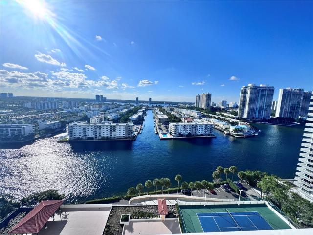 2 BR, 2 BA Apartment 290 174th Street, Sunny Isles Beach, FL 33160
