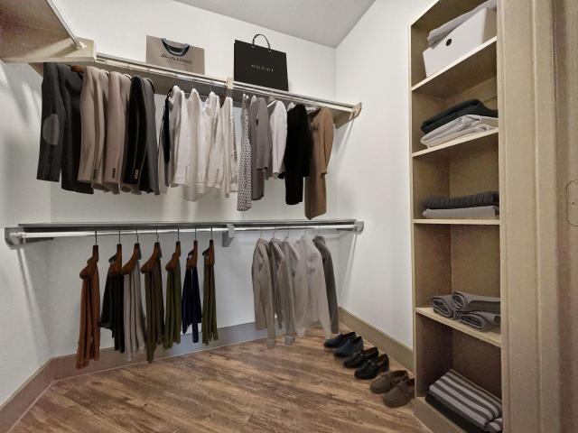 2 BR, 2 BA Apartment 2910 Milam Street Unit 1403, Houston, TX 77006