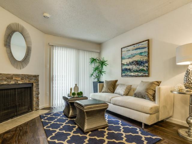 2 BR, 2 BA Apartment 2912 Forest Point Dr, Arlington, TX 76006