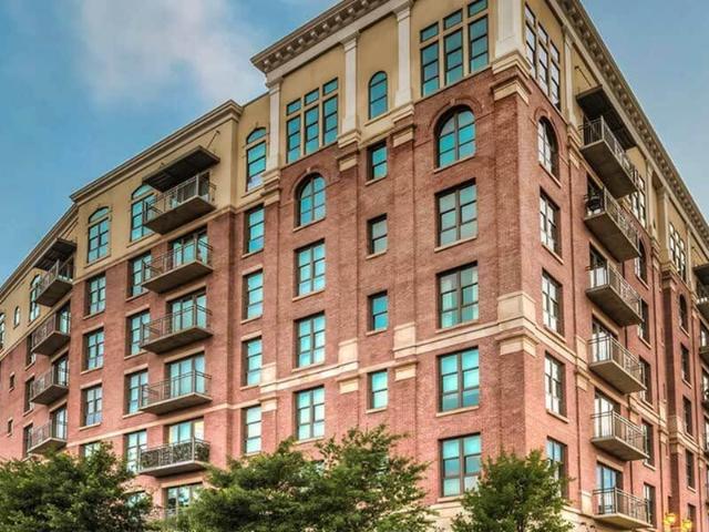 2 BR, 2 BA Apartment 2929 Westheimer Road Unit 615, Houston, TX 77098