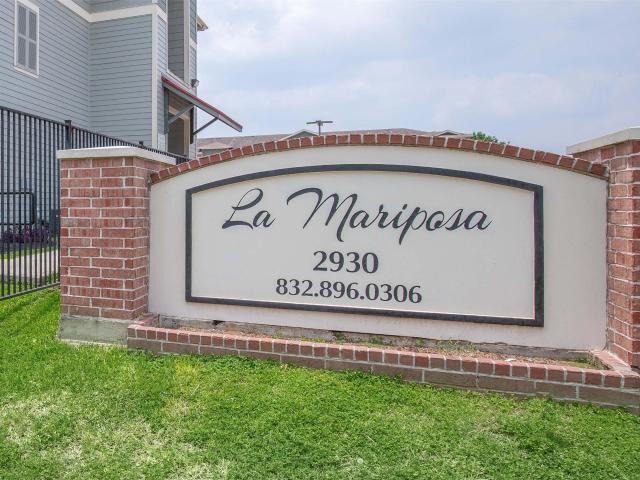 2 BR, 2 BA Apartment 2930 Plum Creek Lane, Houston, TX 77087