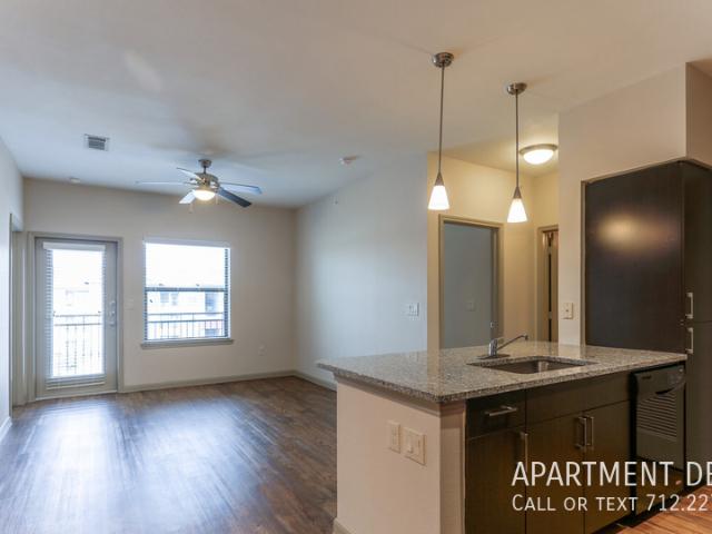 2 BR, 2 BA Apartment 2936 Plum Creek LnÂ, Houston, TX 77087