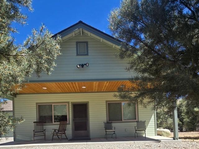2 BR, 2 BA Apartment 2973 Candy Ln, Gardnerville, NV 89410