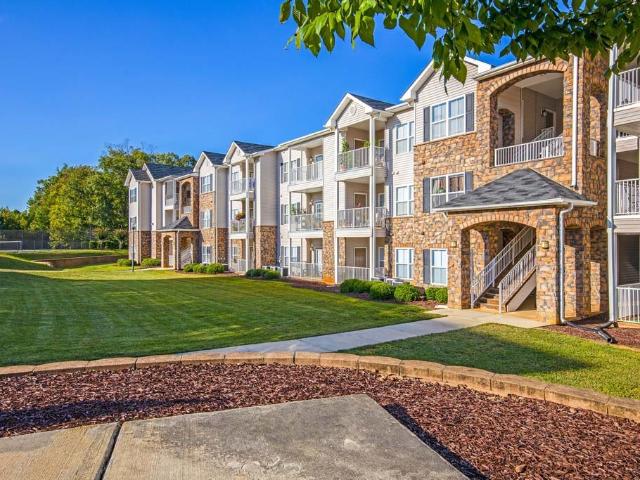 2 BR, 2 BA Apartment 2978 Ethan Pointe Dr Unit 8207, Burlington, NC 27215