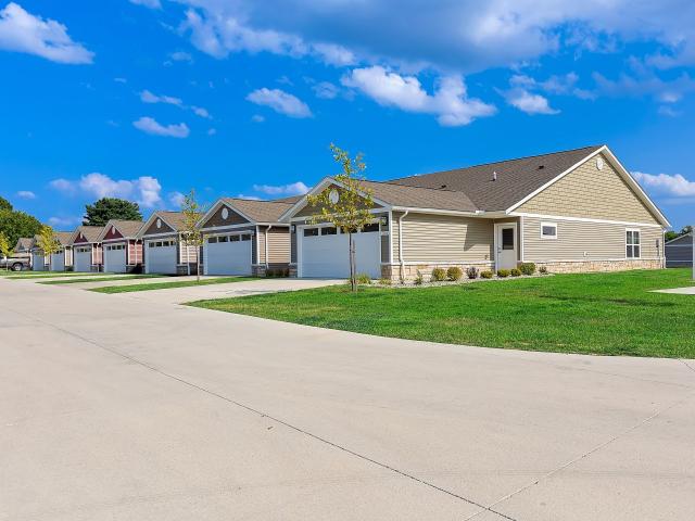 2 BR, 2 BA Apartment 2982 Red Spruce Drive Unit 2616W, Greenfield, IN 46140