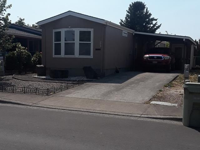 2 BR, 2 BA Apartment 299 N 5th Pl, Cornelius, OR 97113