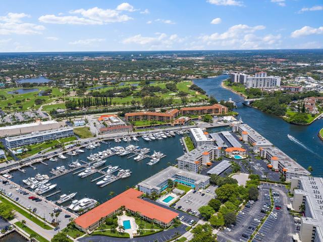 2 BR, 2 BA Apartment 29 Yacht Club Drive, North Palm Beach, FL 33408