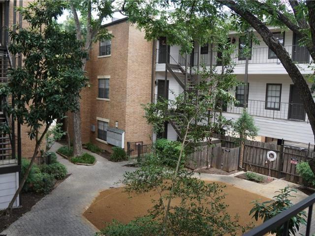 2 BR, 2 BA Apartment 203 East 31st Street, Austin, TX 78705