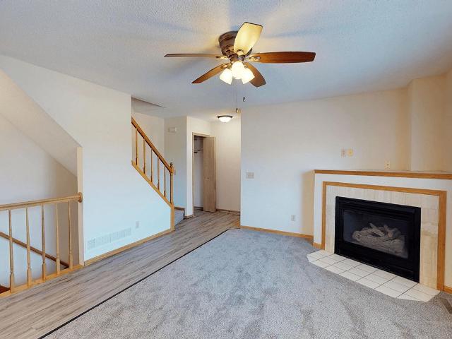 2 BR, 2 BA Apartment 2000 Chardonnay Lane NW Unit 06 2020, Rochester, MN 55901