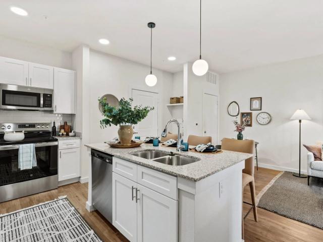 2 BR, 2 BA Apartment 2001 Duchess Dr Unit 4 5101, Denton, TX 76205