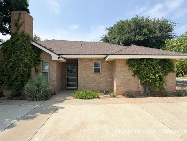 2 BR, 2 BA Apartment 2001 Freeport Ln Midland, TX 79707