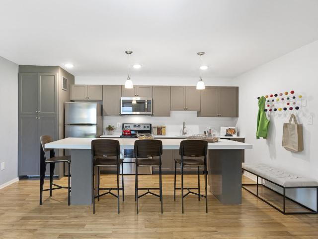 2 BR, 2 BA Apartment 2005 Quail Ridge Drive Unit 5213, Plainsboro, NJ 08536