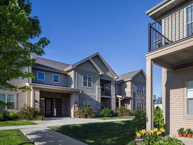 2 BR, 2 BA Apartment 200 208 South Brookwood Drive Unit 201, Mount Horeb, WI 53572
