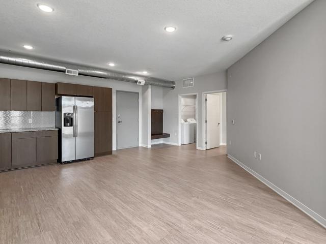 2 BR, 2 BA Apartment 200 Des Moines Street Unit 225 425, Des Moines, IA 50309