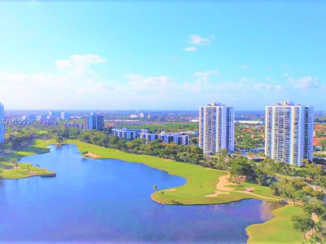 2 BR, 2 BA Apartment 20185 E Country Club Dr # 2505, Aventura FL 33180, Aventura, FL 33180