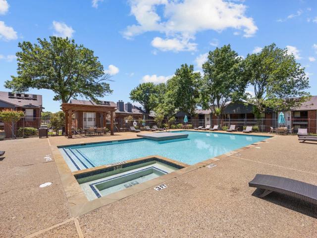 2 BR, 2 BA Apartment 201 West Southwest Parkway Unit 14211, Lewisville, TX 75067