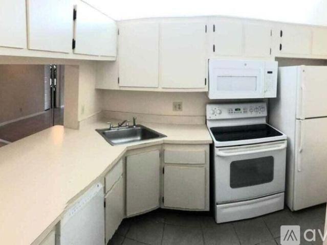 2 BR, 2 BA Apartment 202 Foxtail Dr, Unit D2, Greenacres, FL 33415