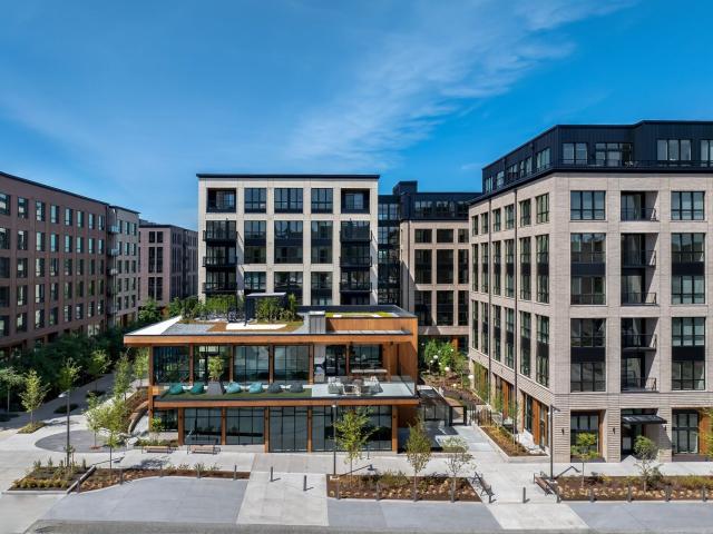 2 BR, 2 BA Apartment 2030 Northwest Raleigh Street Unit 215, Portland, OR 97209