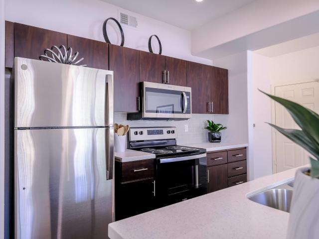 2 BR, 2 BA Apartment 20435 N 7th St Unit 1 1105N, Phoenix, AZ 85024