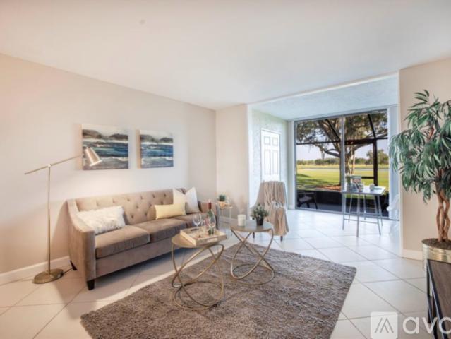 2 BR, 2 BA Apartment 2049 Skimmer Ct W, Unit 316, Clearwater, FL 33762