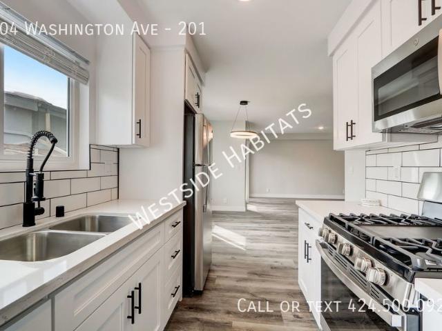 2 BR, 2 BA Apartment 204 Washington Ave, Santa Monica, CA 90403