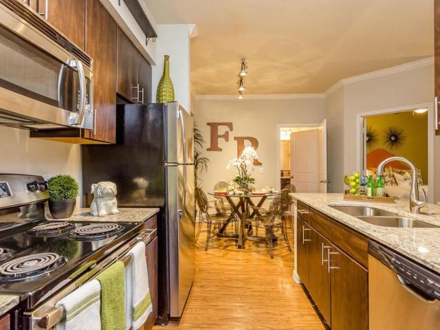 2 BR, 2 BA Apartment 20525 Cypresswood Dr Unit 10301, Cypress, TX 77433