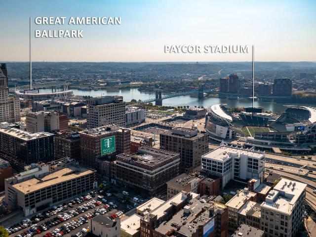 2 BR, 2 BA Apartment 205 West 4th Street Unit 1221, Cincinnati, OH 45202
