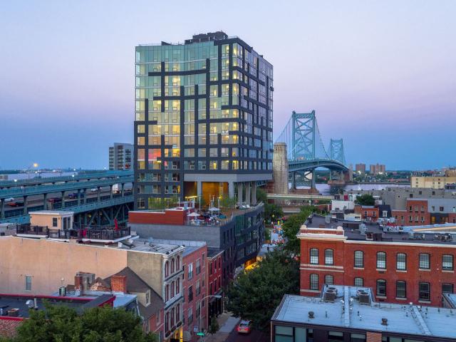 2 BR, 2 BA Apartment 205 Race St Unit 13D, Philadelphia, PA 19106