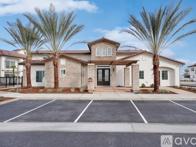 2 BR, 2 BA Apartment 2060 Millennium Way, Unit F, Hanford CA, CA 93230