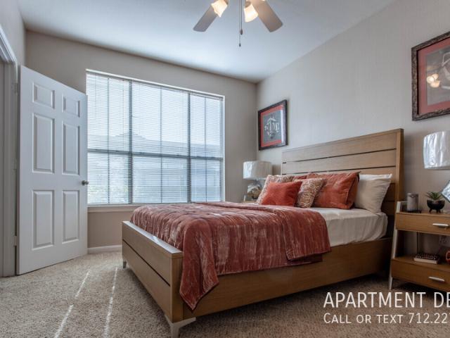 2 BR, 2 BA Apartment 206 Kellington Dr #5201Â, Houston, TX 77339