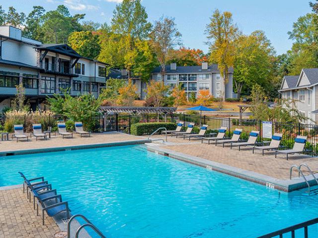 2 BR, 2 BA Apartment 2075 Powers Ferry Road Unit 2011D, Atlanta, GA 30339