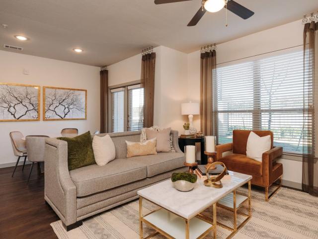2 BR, 2 BA Apartment 20838 Blanco Rd Unit 06305, San Antonio, TX 78260