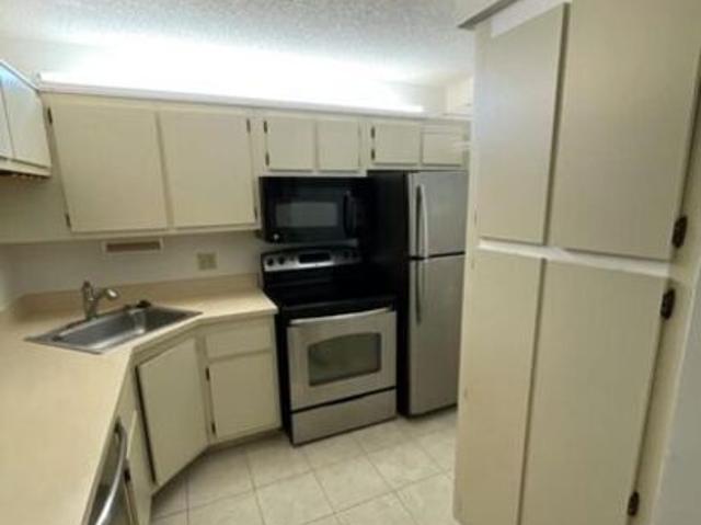 2 BR, 2 BA Apartment 208 Foxtail Dr, Unit B3, Greenacres, FL 33415