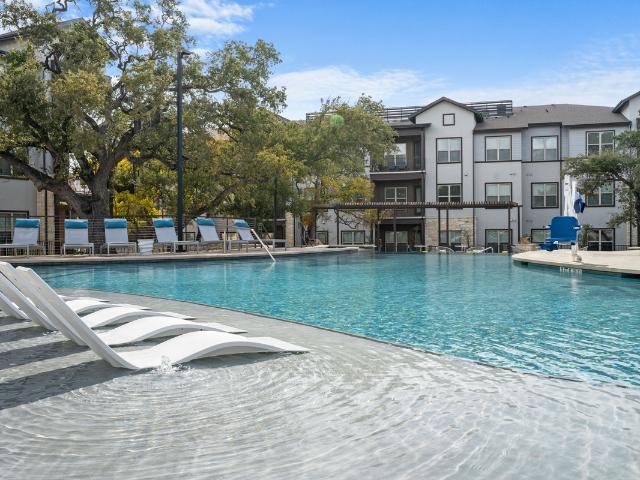 2 BR, 2 BA Apartment 2091 Raider Way, Leander, TX 78641