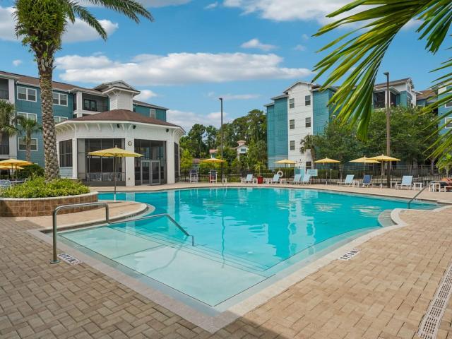 2 BR, 2 BA Apartment 2098 Seminole Blvd Unit 3406, Largo, FL 33778