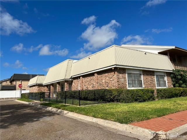 2 BR, 2 BA Apartment 2100 South 5th St, McAllen, TX 78503
