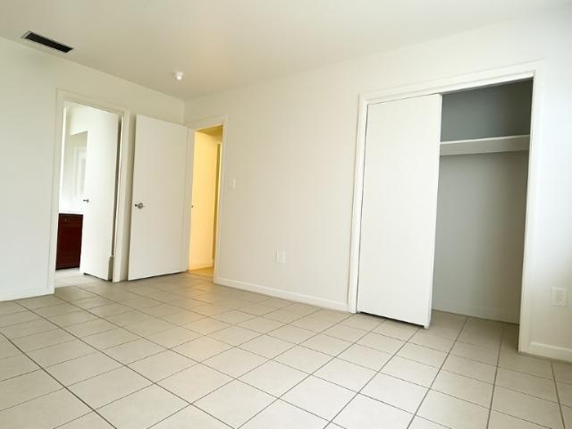 2 BR, 2 BA Apartment 2105 Canal Street, Fort Myers, FL 33901