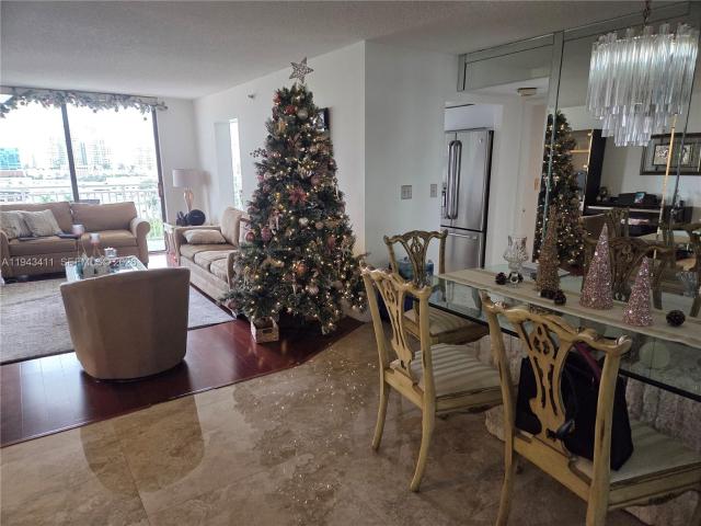 2 BR, 2 BA Apartment 210 174th Street, Sunny Isles Beach, FL 33160