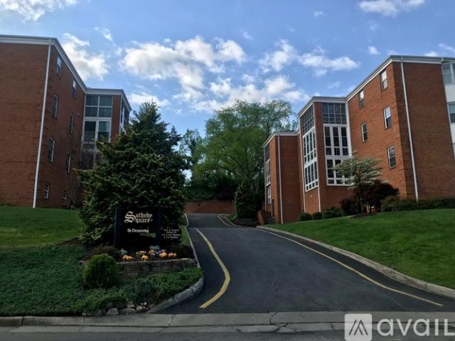 2 BR, 2 BA Apartment 2110 Stephenson Ave SW, Unit 14, Roanoke, VA 24014